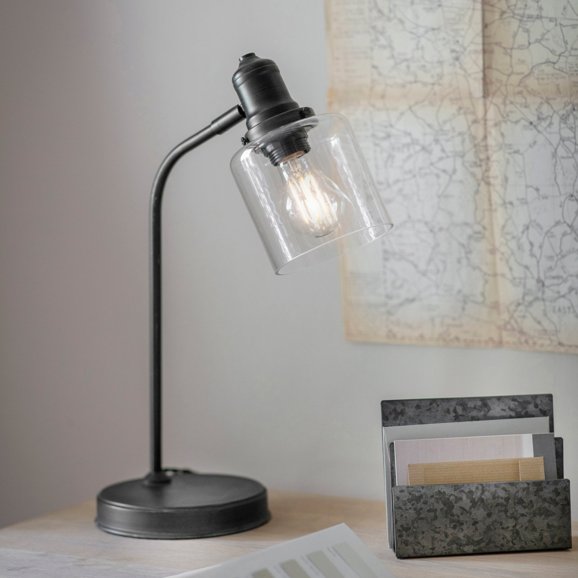 Garden Trading Lighting Hoxton Cylinder E27 Desk Lamp in Matt Black ...